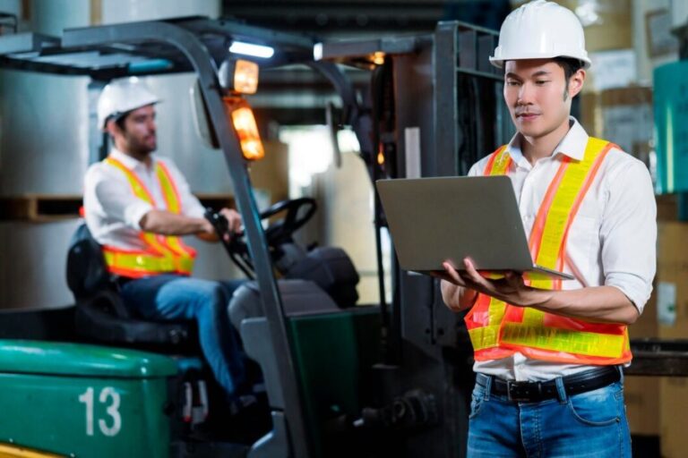 6 Ways Smart Forklift Tracking Transforms Industrial Operations - Methodmi